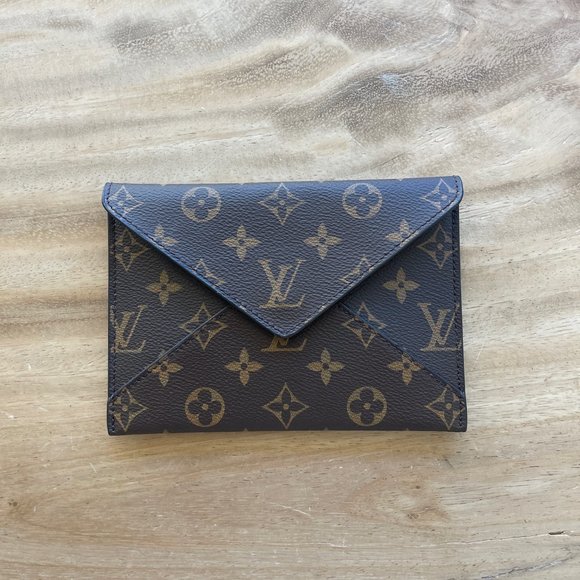 Louis Vuitton | Bags | Louis Vuitton Monogram Leather Envelope Wallet ...